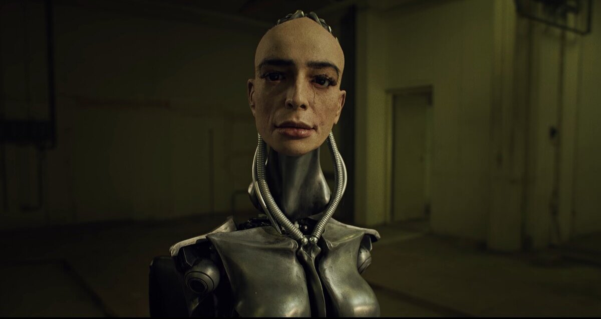 SEVDALIZA - HOMUNCULUS - OH MY GOD | MUSIC VIDEO OF THE WEEK